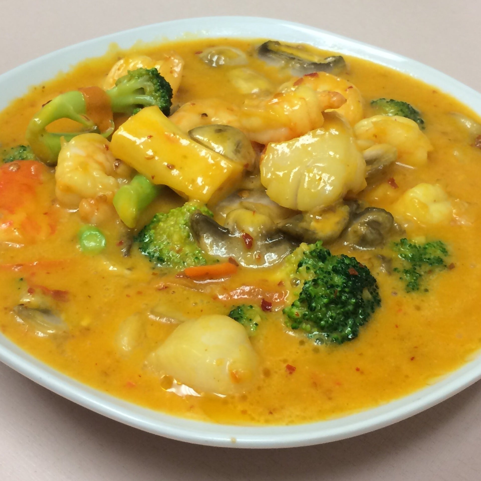 Sam Sen Thai 三森泰国 | Cheng's Asian Bistro